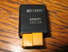 День 015 — исследуем alternator relay MD113566 — Mitsubishi Pajero (2G ...