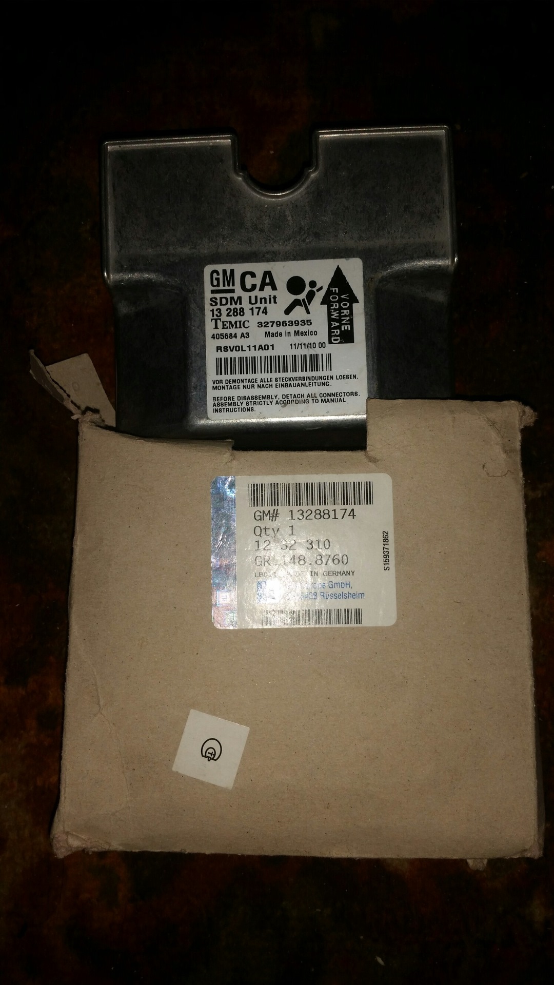 Мозги +сполер+фара+ крпус воздушного фильтра+воздухазаборник Opel astra ...