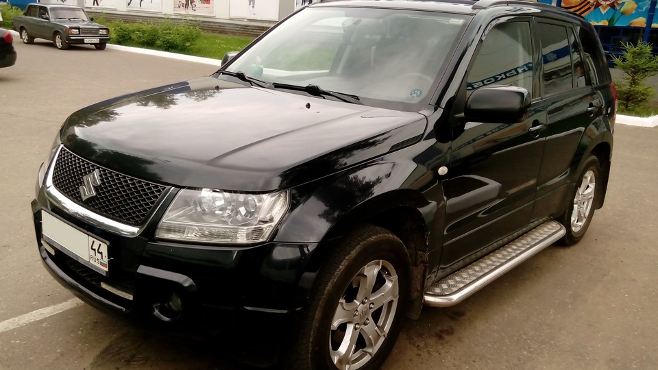 Версии Suzuki Grand Vitara и Kizashi будут и дальше выпускаться — Suzuki Grand Vitara (2G), 2 л ...