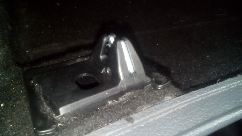 Заменил замок бардачка — Daewoo Nexia (2G), 1,5 л, 2005 года | своими ...