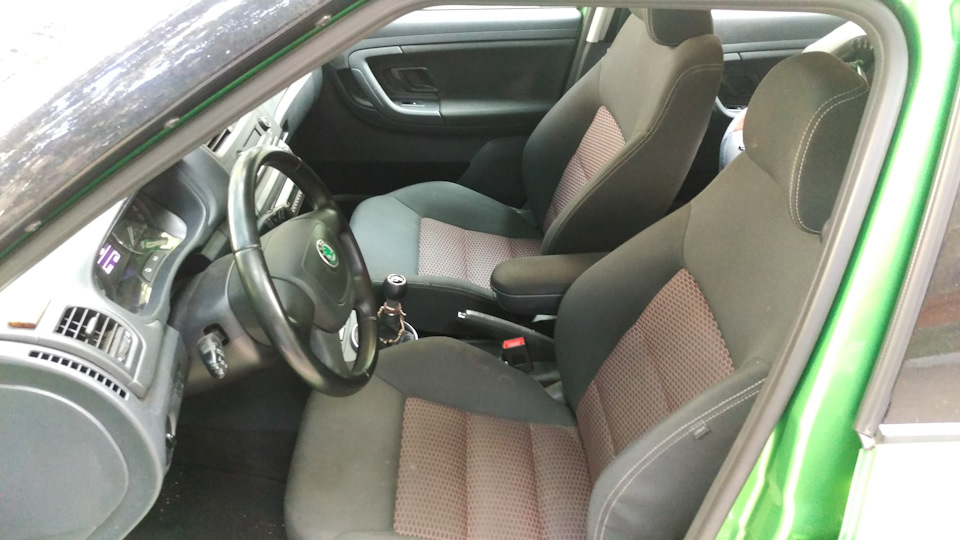 Спорт салон часть два! — Skoda Fabia Mk2, 1,6 л, 2011 года | тюнинг ...