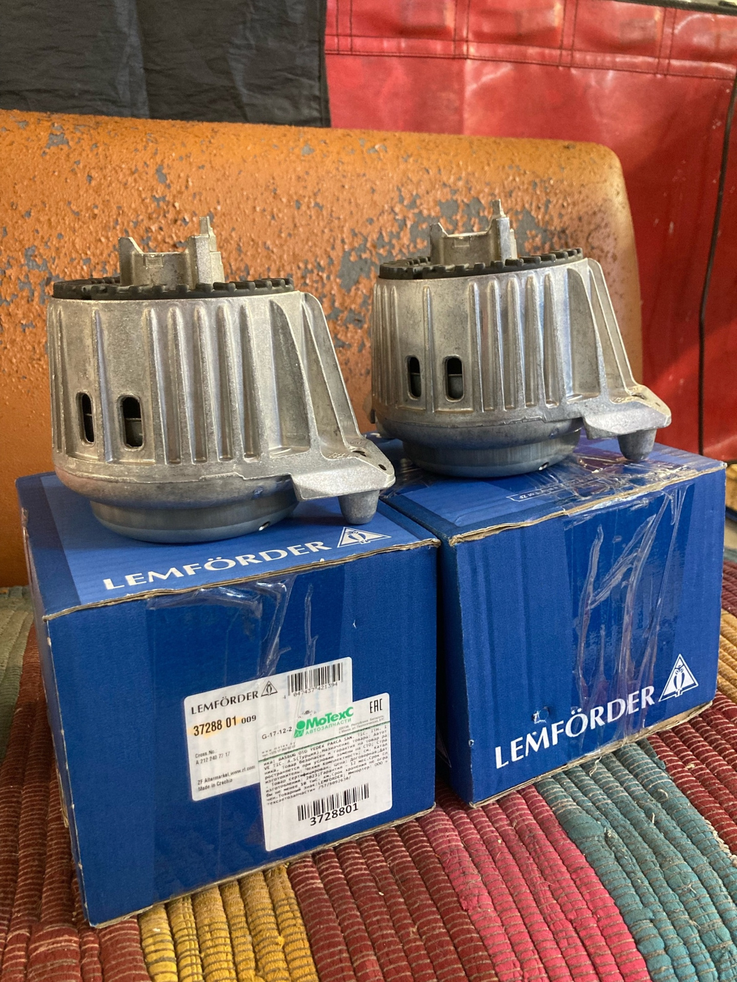 7. Опоры (подушки) Lemforder — Mercedes-Benz E-Class (W212), 2 л, 2015 ...