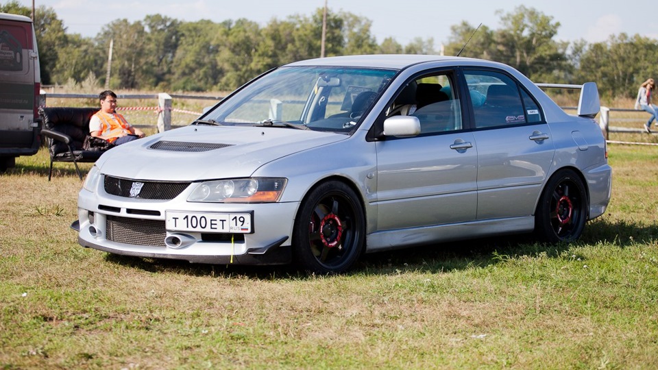 Mitsubishi Lancer Evolution VIII 2.0 бензиновый 2005 | Гендальф серый ...