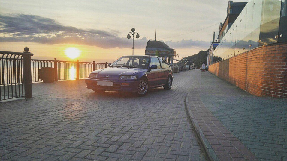 Honda Civic Hatchback (4G) 1.6 бензиновый 1990 | D16Z6 VTEC на DRIVE2
