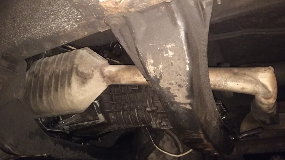 Ну вот и начались проблемы, сломалась "лапка" выжима сцепления… — Ford ...