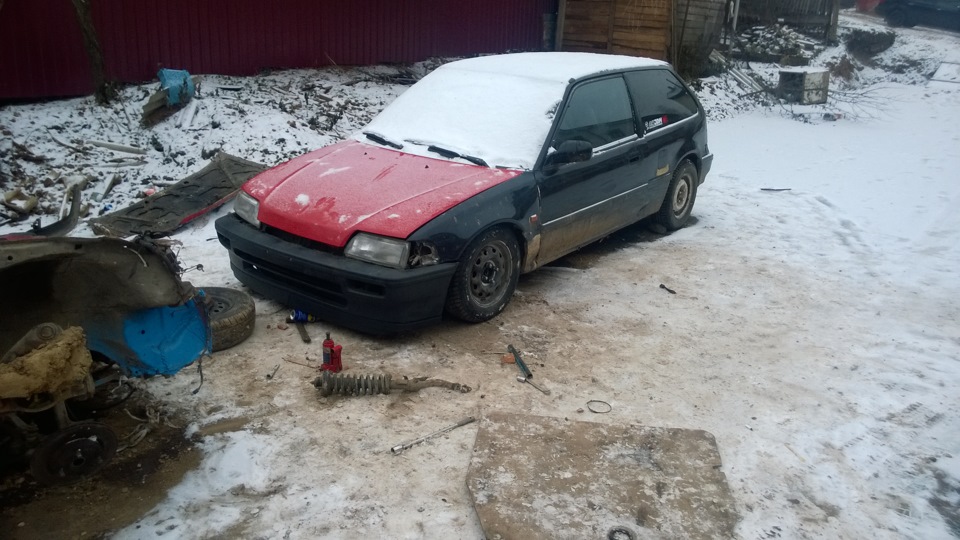 Honda Civic Hatchback (4G) 1.5 бензиновый 1990 | winter riser на DRIVE2