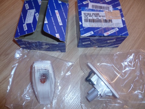 9230325500 ПОВТОРИТЕЛЬ УКАЗАТЕЛЯ ПОВОРОТА KIA HYUNDAI | Запчасти на DRIVE2