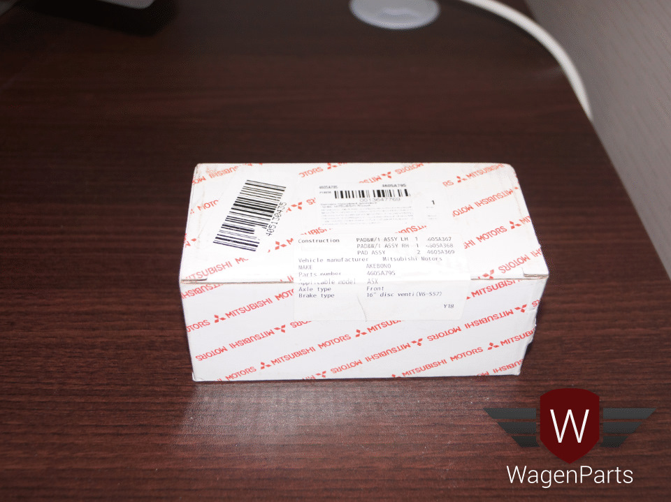 4605A795 Колодки тормозные передние к-кт Outlander 2012- Mitsubishi ...
