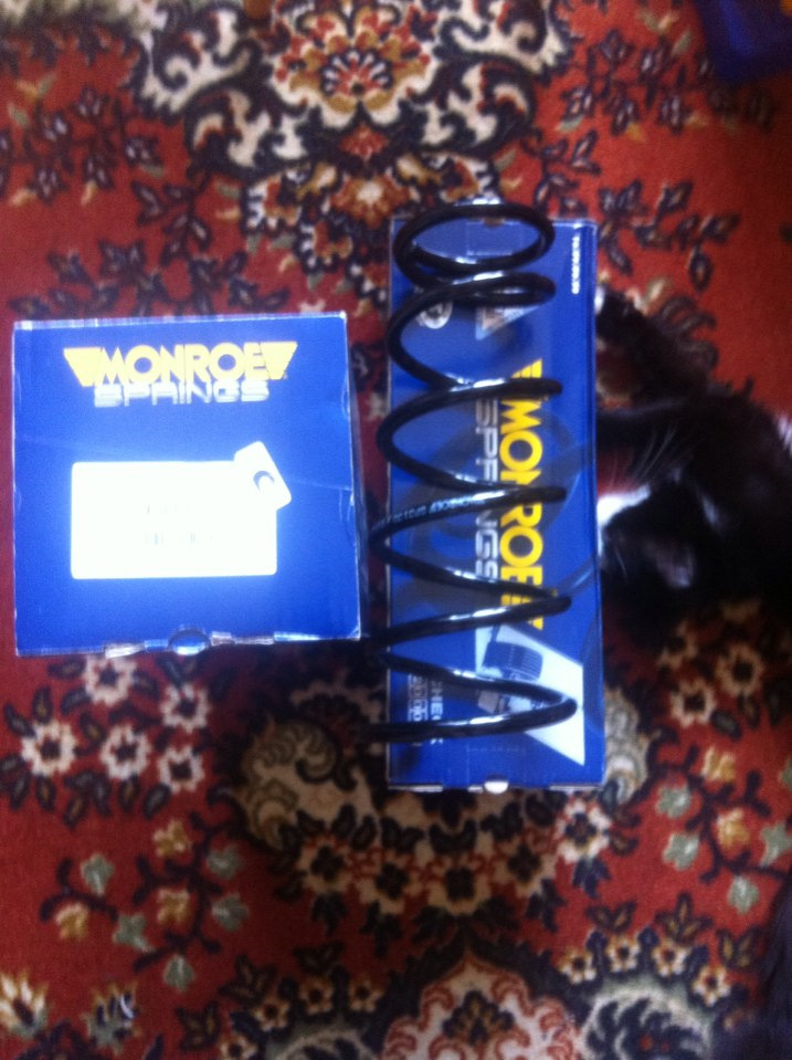 Пружины — KIA Shuma II, 1,6 л, 2002 года | запчасти | DRIVE2