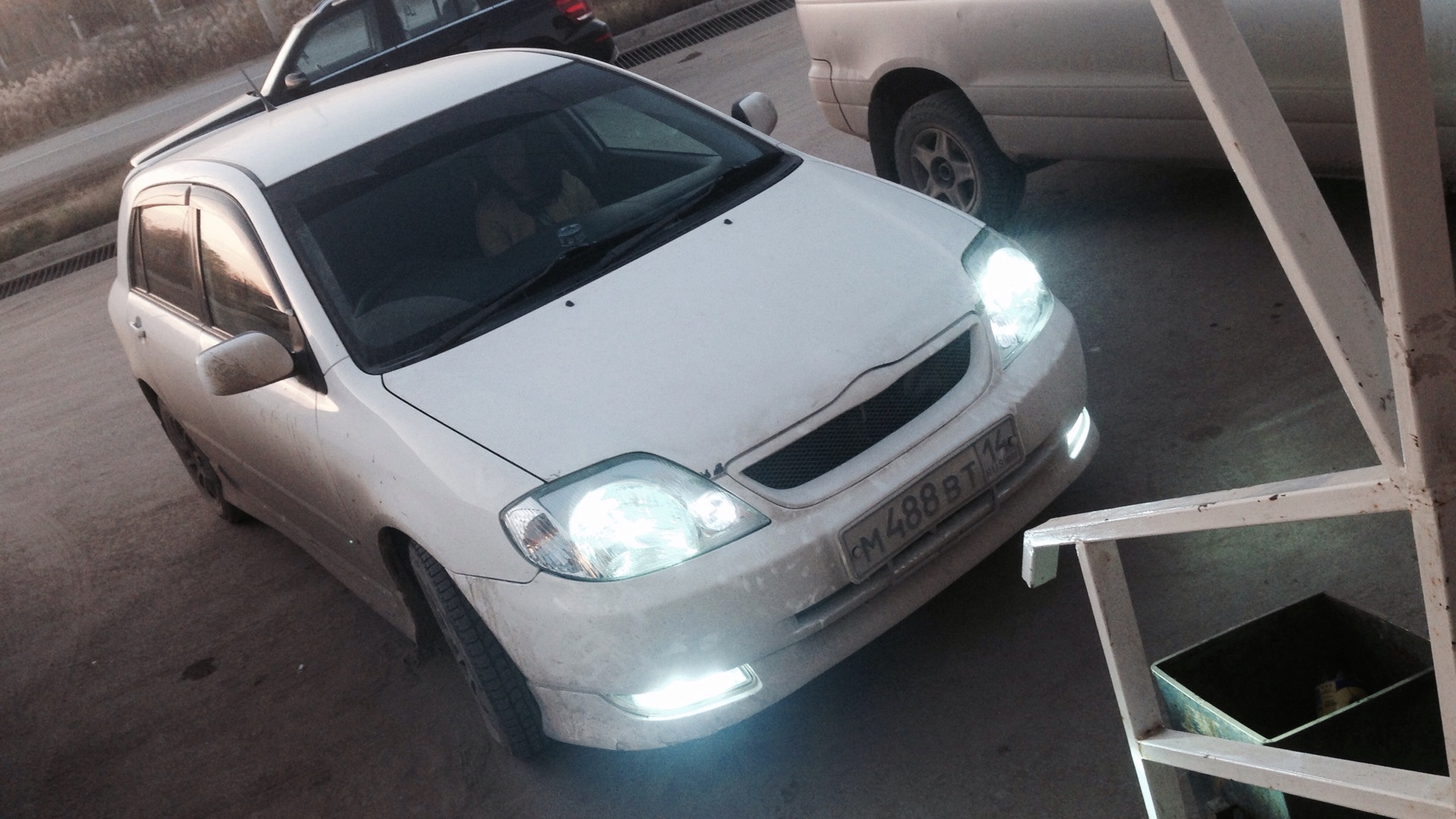 Toyota Corolla Runx 1 5 бензиновый 2002 на Drive2