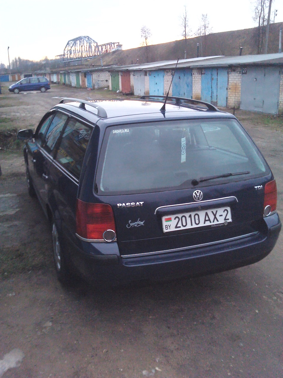 покраска релингов в хром — Volkswagen Passat Variant (B5), 1,9 л, 1997 ...