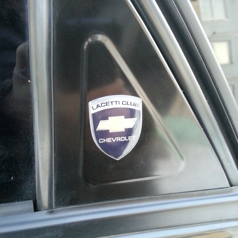 Клубная символика — Chevrolet Lacetti Sedan 1 4 л 2009 года