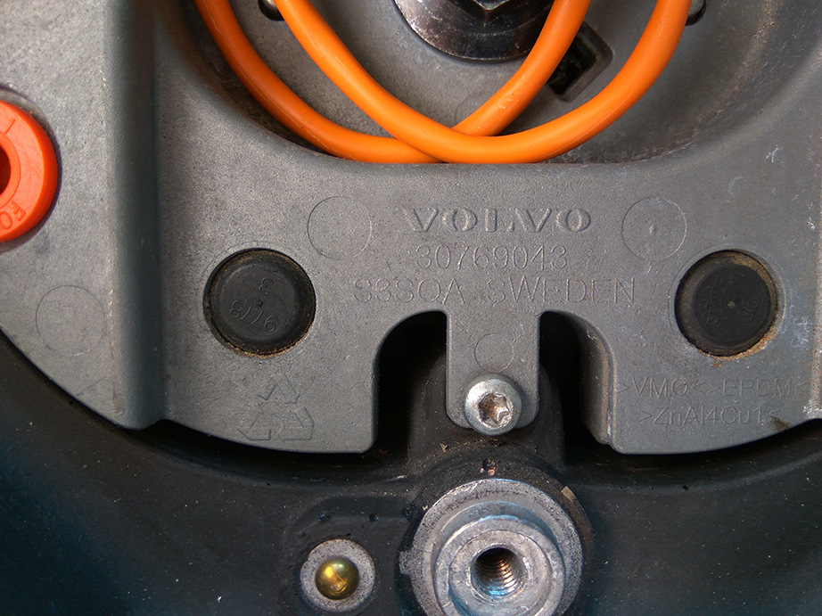 30769043 Виброгаситель рулевого колеса Volvo | Запчасти на DRIVE2