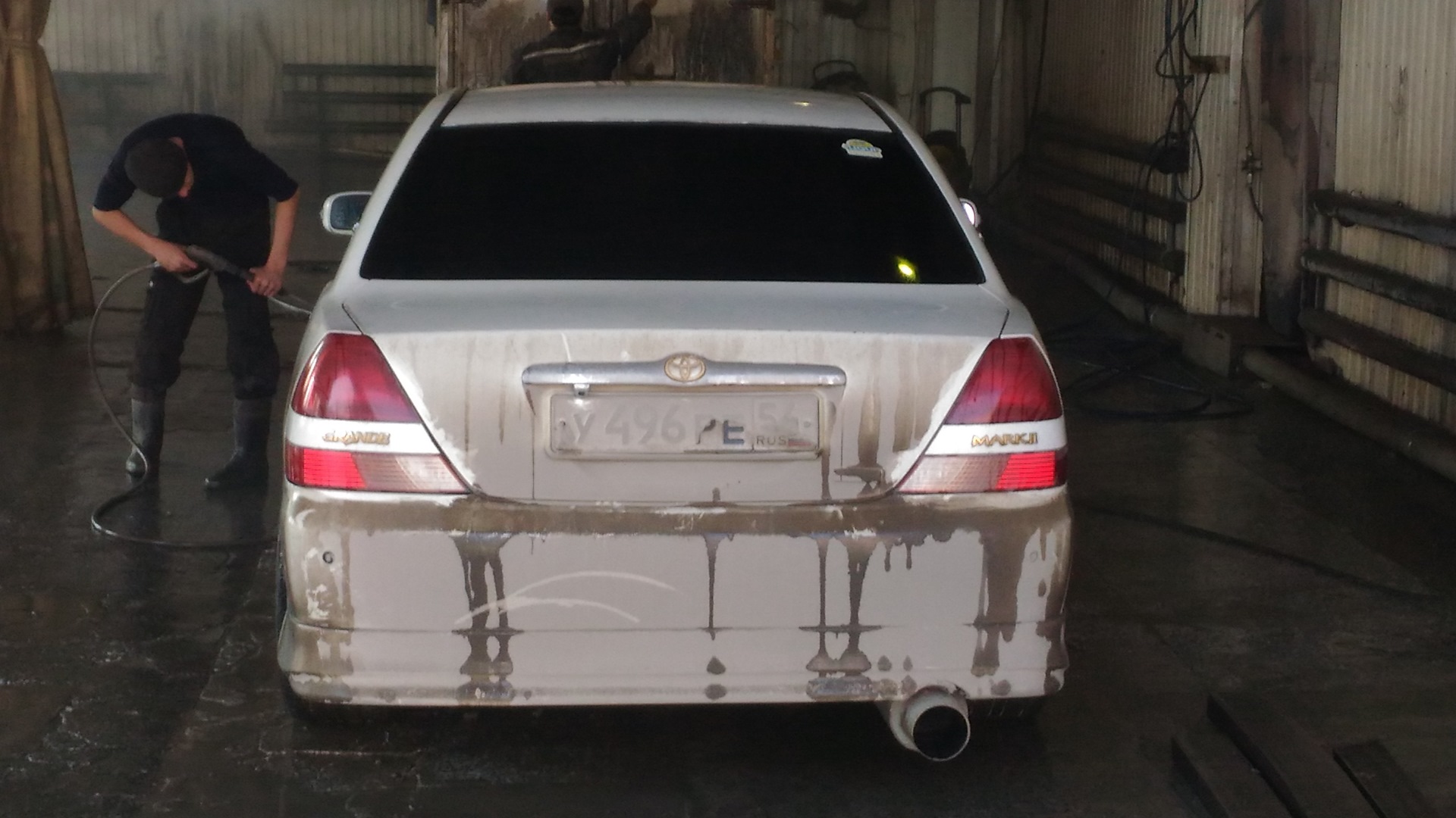 Наконец то помылся после долгой зимы. — Toyota Mark II (110), 2 л, 2001 ...