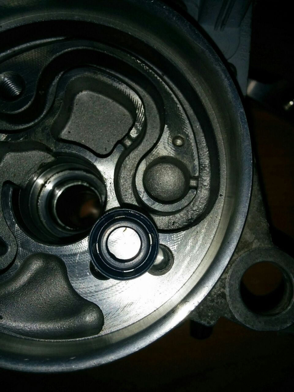 ЭГУР потеря жидкости — Ford Focus Sedan II, 1,8 л, 2006 года | своими ...