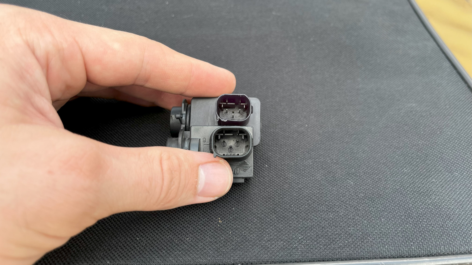 Замена датчика AUC — BMW 5 series (E60), 3 л, 2006 года | электроника ...