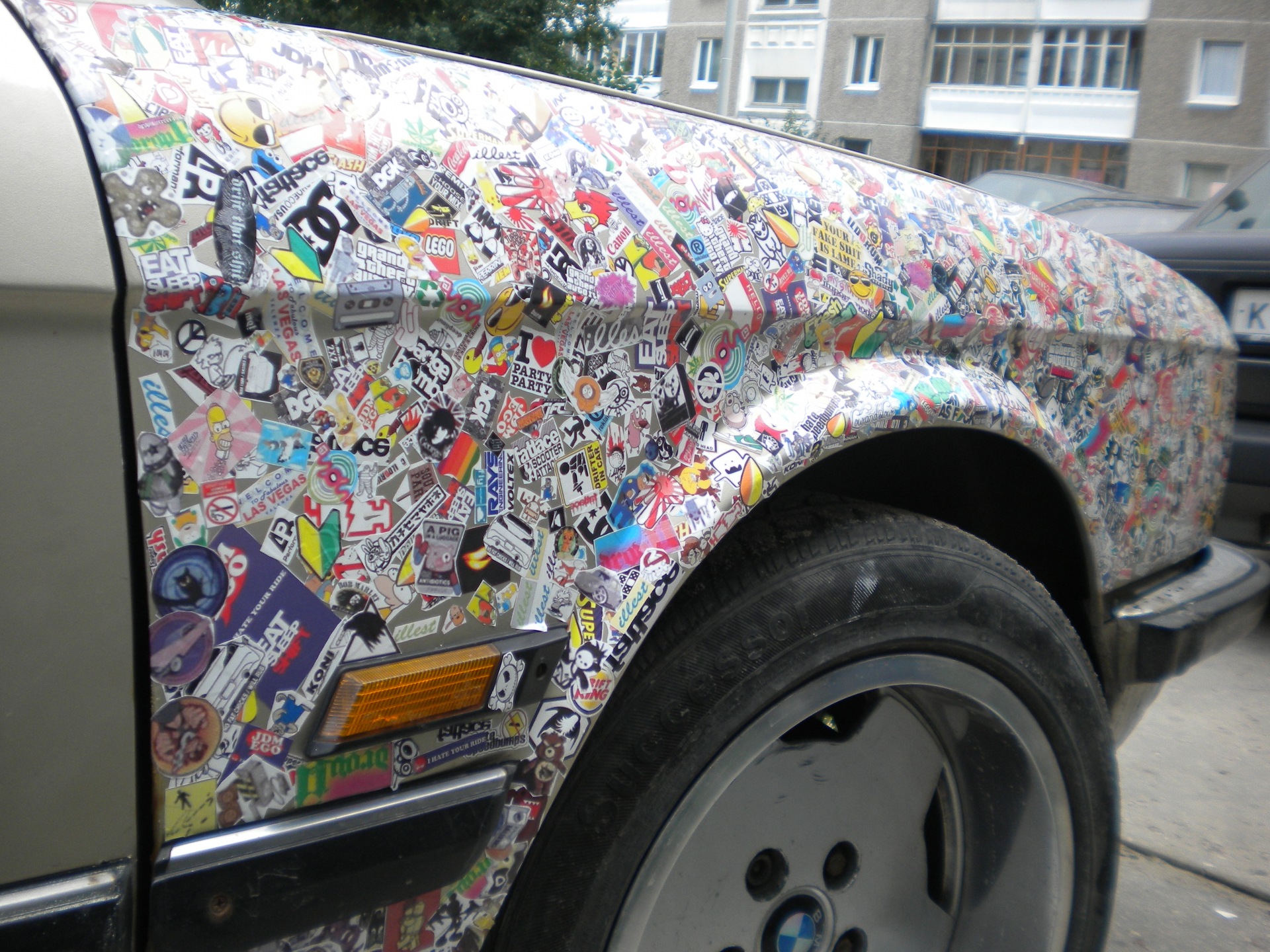 sticer bombing часть 3 — BMW 5 series (E28), 1,8 л, 1985 года | тюнинг ...