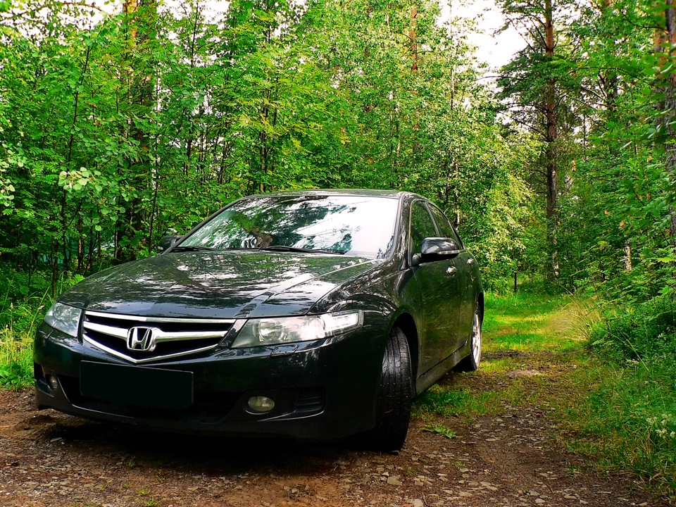 После дождя. — Honda Accord (7G), 2,4 л, 2007 года | фотография | DRIVE2