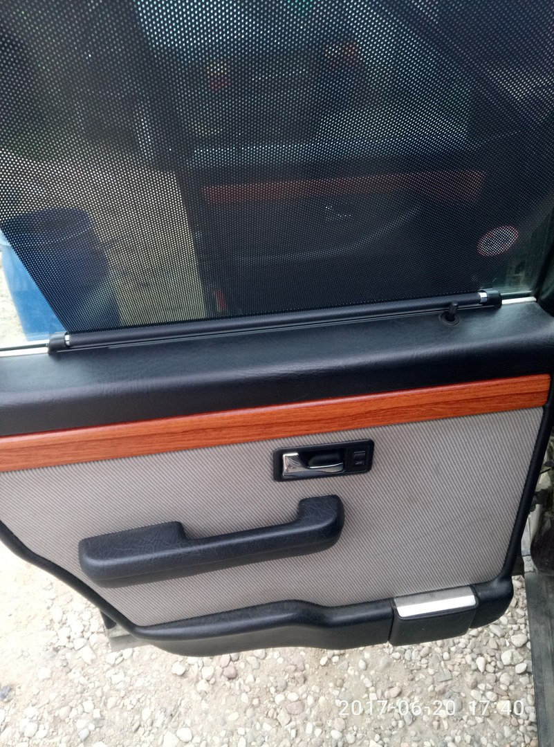 Шторки на боковые стёкла ( не оригинал ) — Audi 100 (C3), 1,8 л, 1989 ...