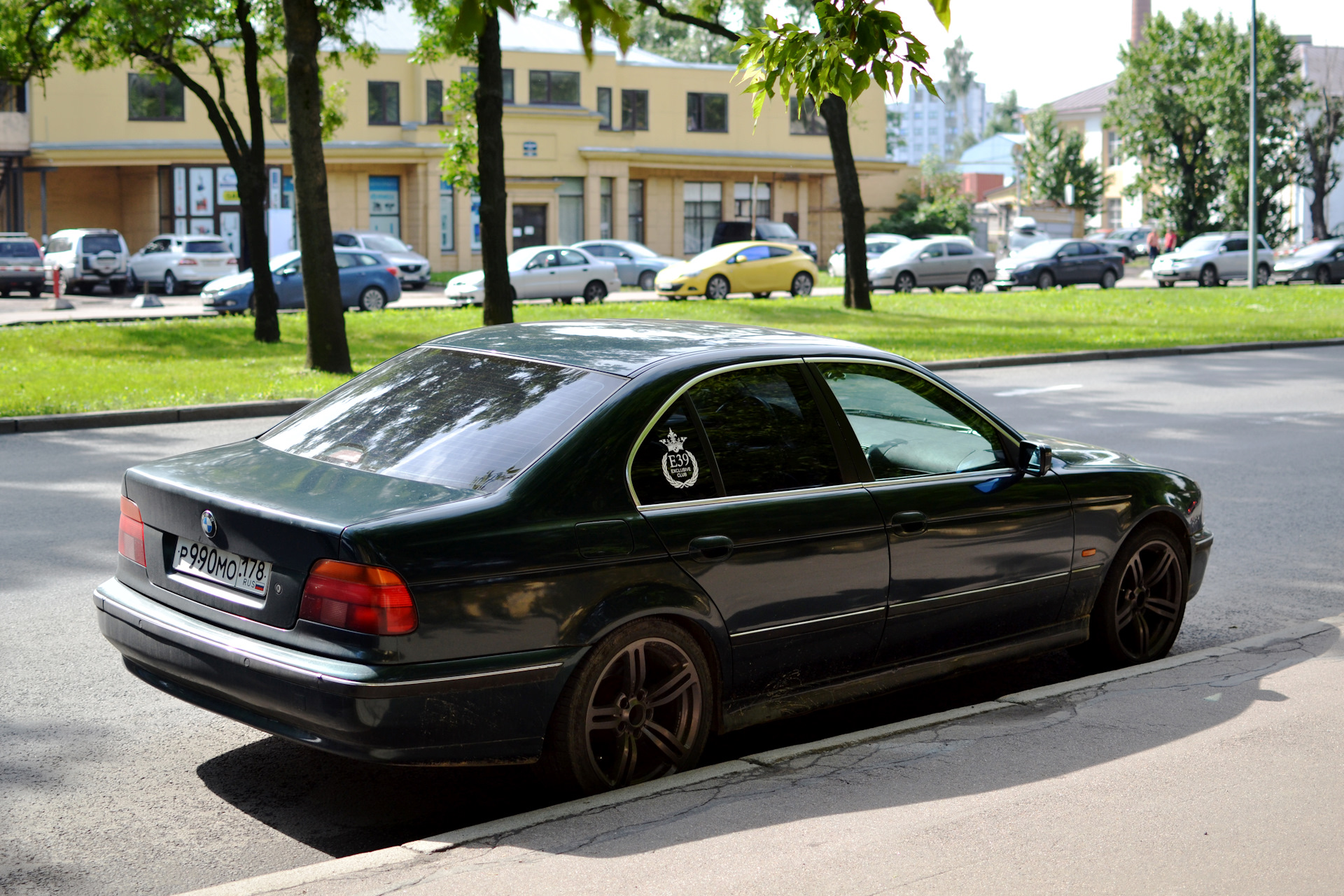 Вступили в клуб BMW E39 Exclusive club — BMW 5 series (E39), 2,5 л, 1998 года | фотография | DRIVE2