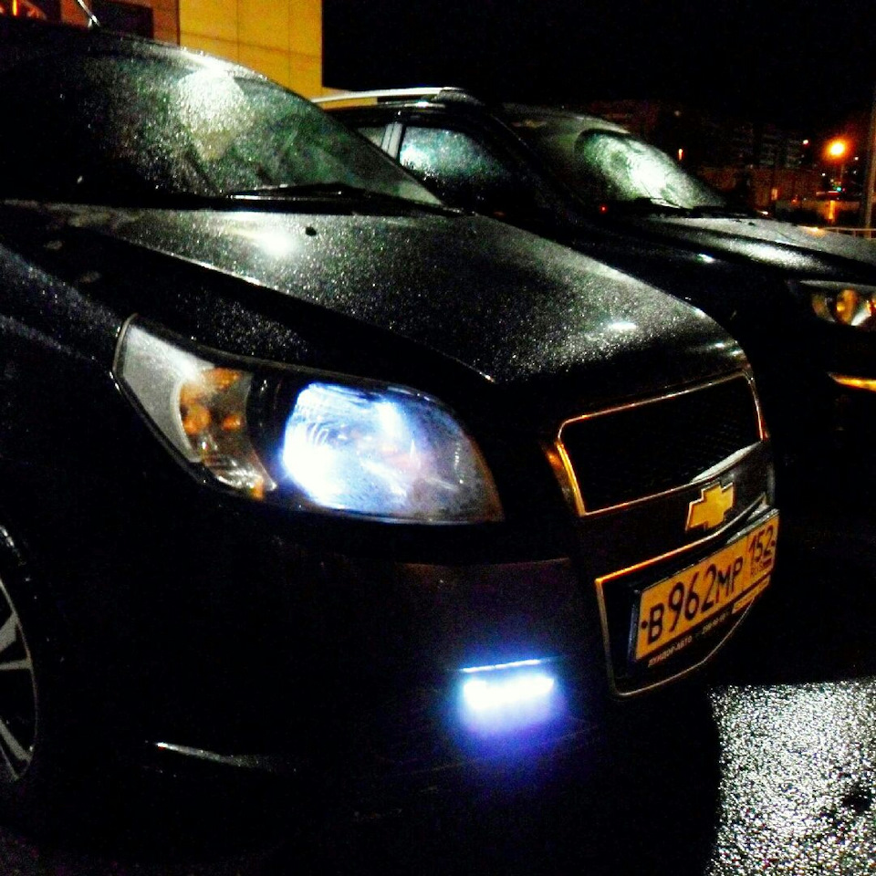 дневные ходовые огни — Chevrolet Aveo 5-door (1G), 1,4 л, 2010 года ...