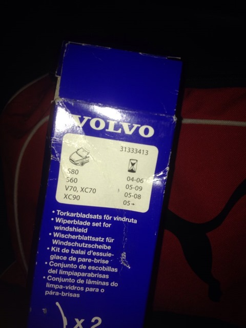 31333413 ЩЕТКИ СТЕКЛООЧИСТИТЕЛЯ ПЕРЕДНЕГО (комплект — 2 шт.) S60 (00-09 ...