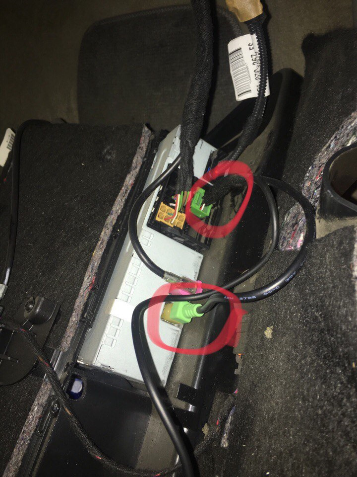 Ура))))AUX установлен!и замена салонного фильтра — Audi A6 (C6), 2,8 л, 2010 года | автозвук ...