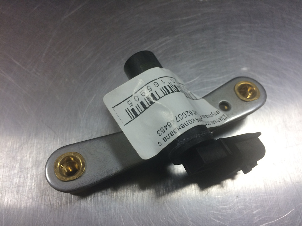 8200746453 Датчик положения коленвала (индукц) RENAULT | Запчасти на DRIVE2