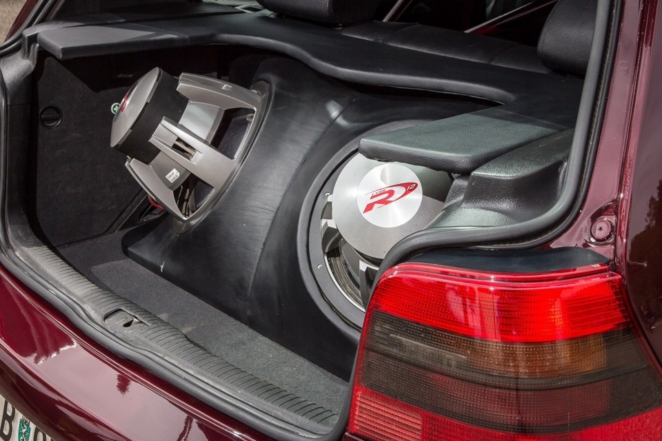 VW Golf Mk 4 R32 — DRIVE2