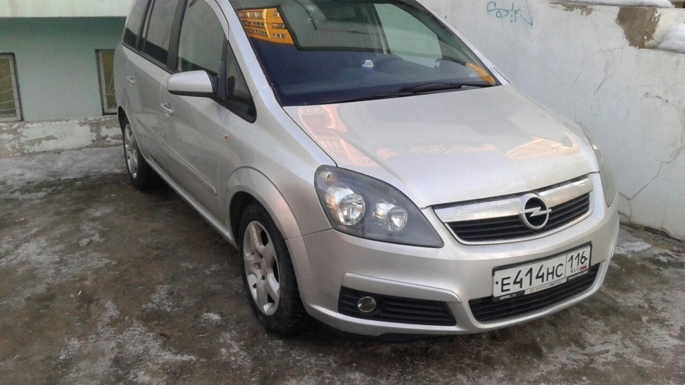 Потек радиатор кондея — Opel Zafira B, 1,8 л, 2007 года | поломка | DRIVE2