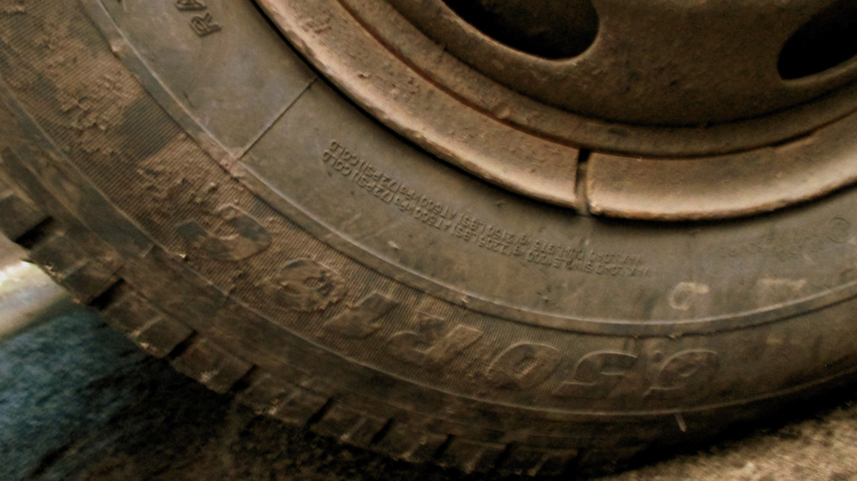 фото маркировки шин — FAW 1031, 3,2 л, 2005 года | фотография | DRIVE2