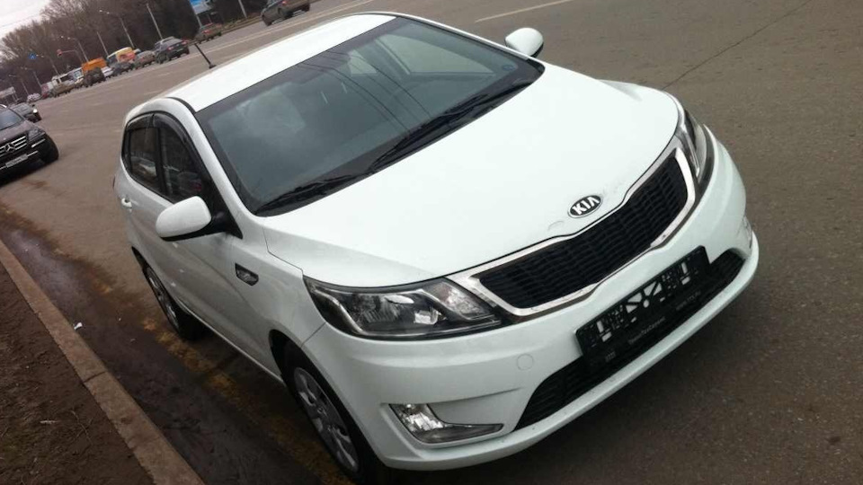 KIA Rio (3G) 1.6 бензиновый 2013 | 1st на DRIVE2