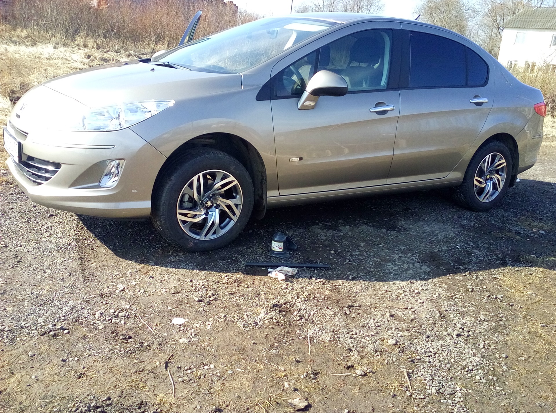 Диски на лето — Peugeot 408, 1,6 л, 2015 года | колёсные диски | DRIVE2