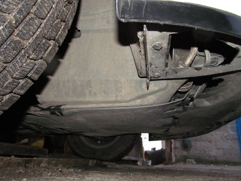 Защита двигателя. — Dodge Caliber, 1,8 л, 2006 года | аксессуары | DRIVE2