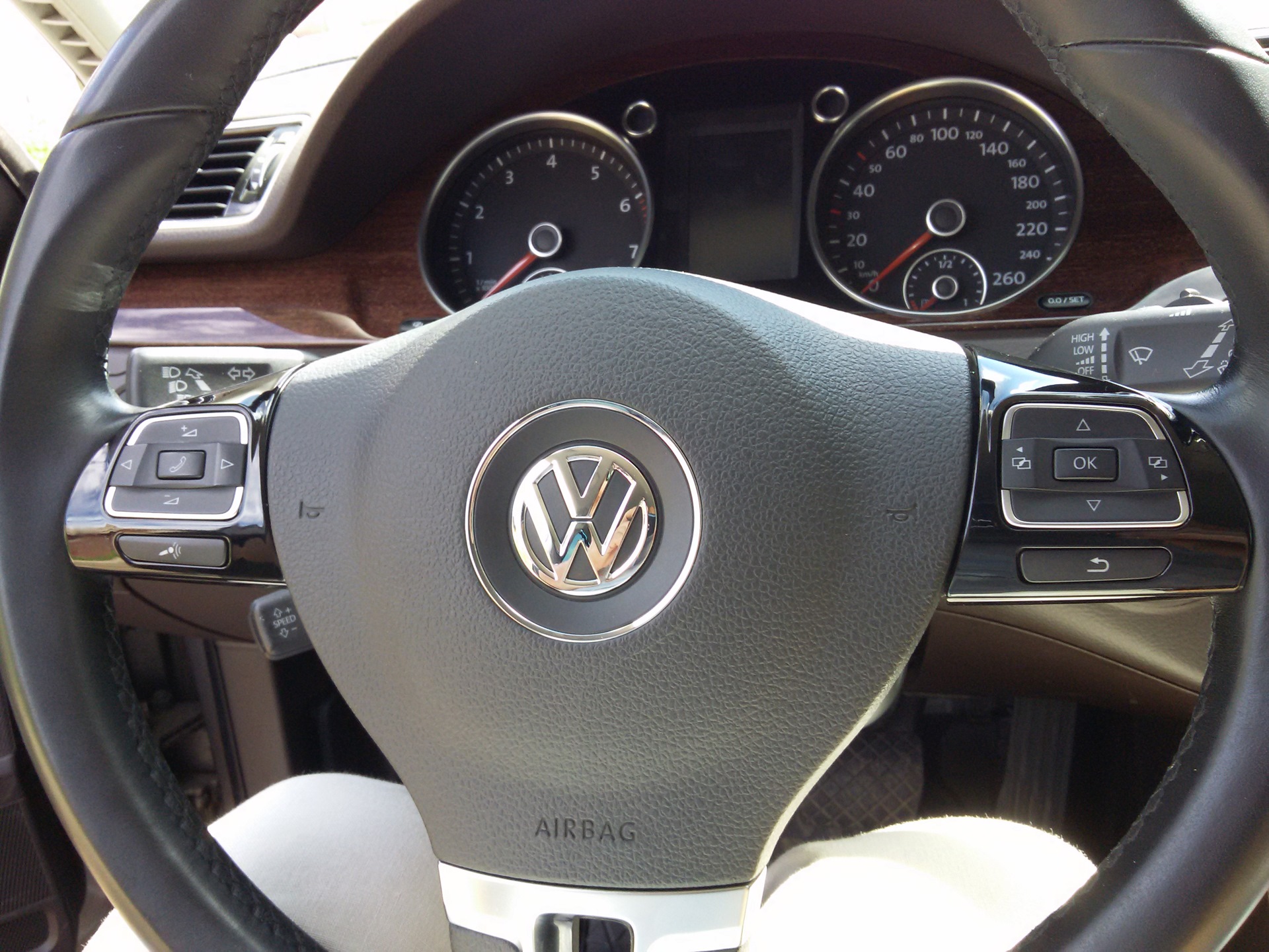 Небольшое освежение руля — Volkswagen Passat Variant (B7), 1,8 л, 2011 ...