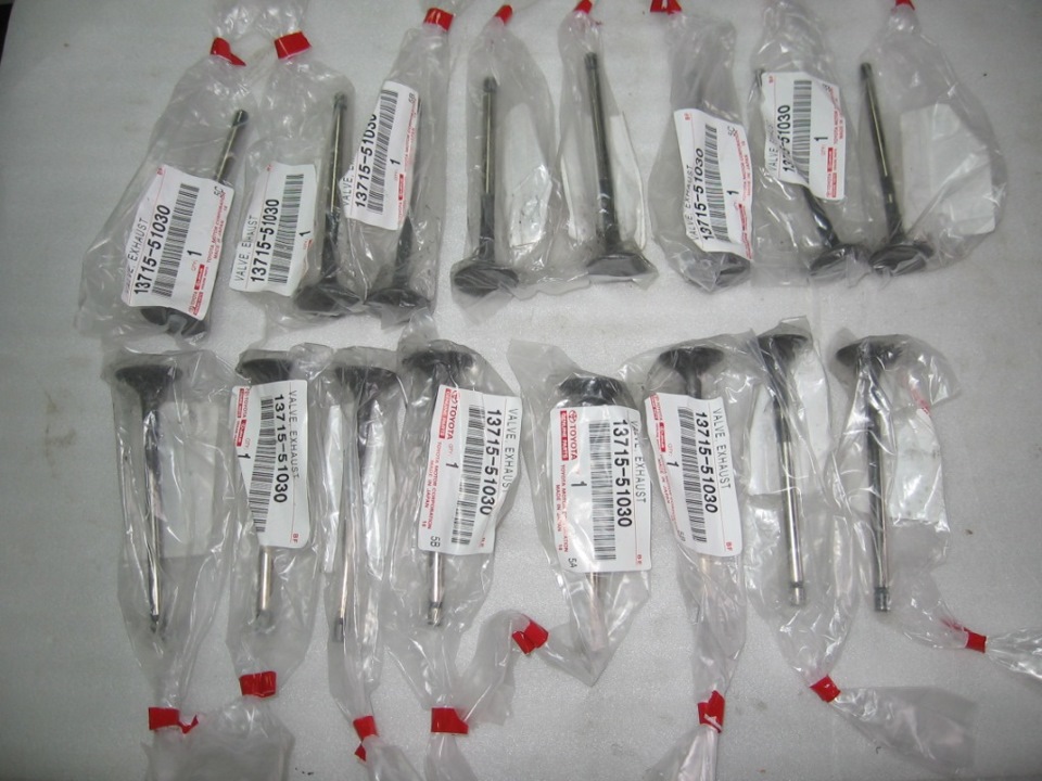 клапана выпускные 13715-51030 1vdftv 900р штука — DRIVE2