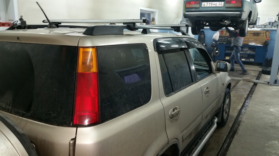 Поперечины на рейлинги — Honda CR-V (RD1/RD2), 2 л, 1999 года ...
