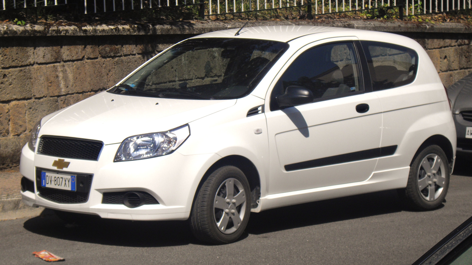 Chevrolet Aveo 3-door 1.4 бензиновый 2009 | T255 F14D4 AT на DRIVE2