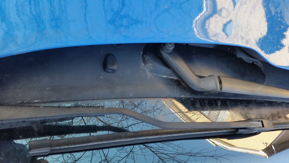 Форсунки омывателя лобового стекла — Peugeot 206 CC, 1,6 л, 2002 года ...