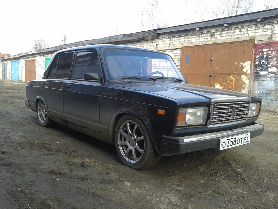 Стою перед выбором — Lada 2107, 1,6 л, 2001 года | наблюдение | DRIVE2