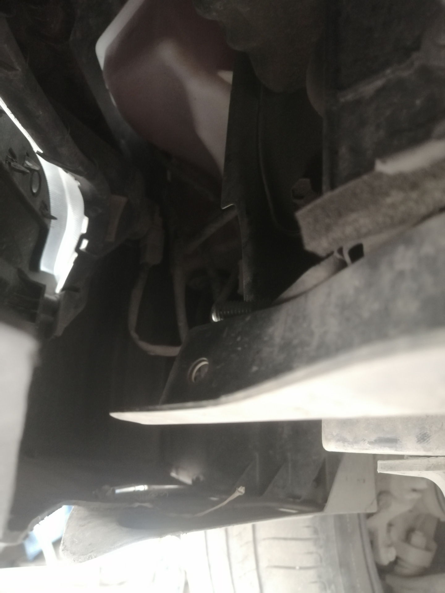 Закладные защиты двигателя — Hyundai Solaris, 1,4 л., 2016 года ...