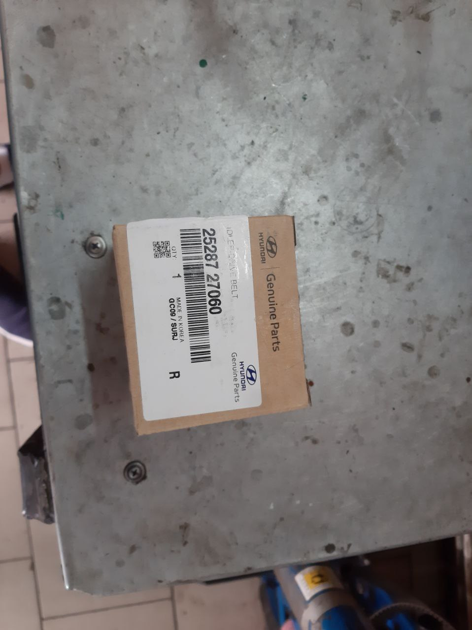 Замена помпы — Hyundai Grand Santa Fe, 2,2 л, 2017 года | визит на ...