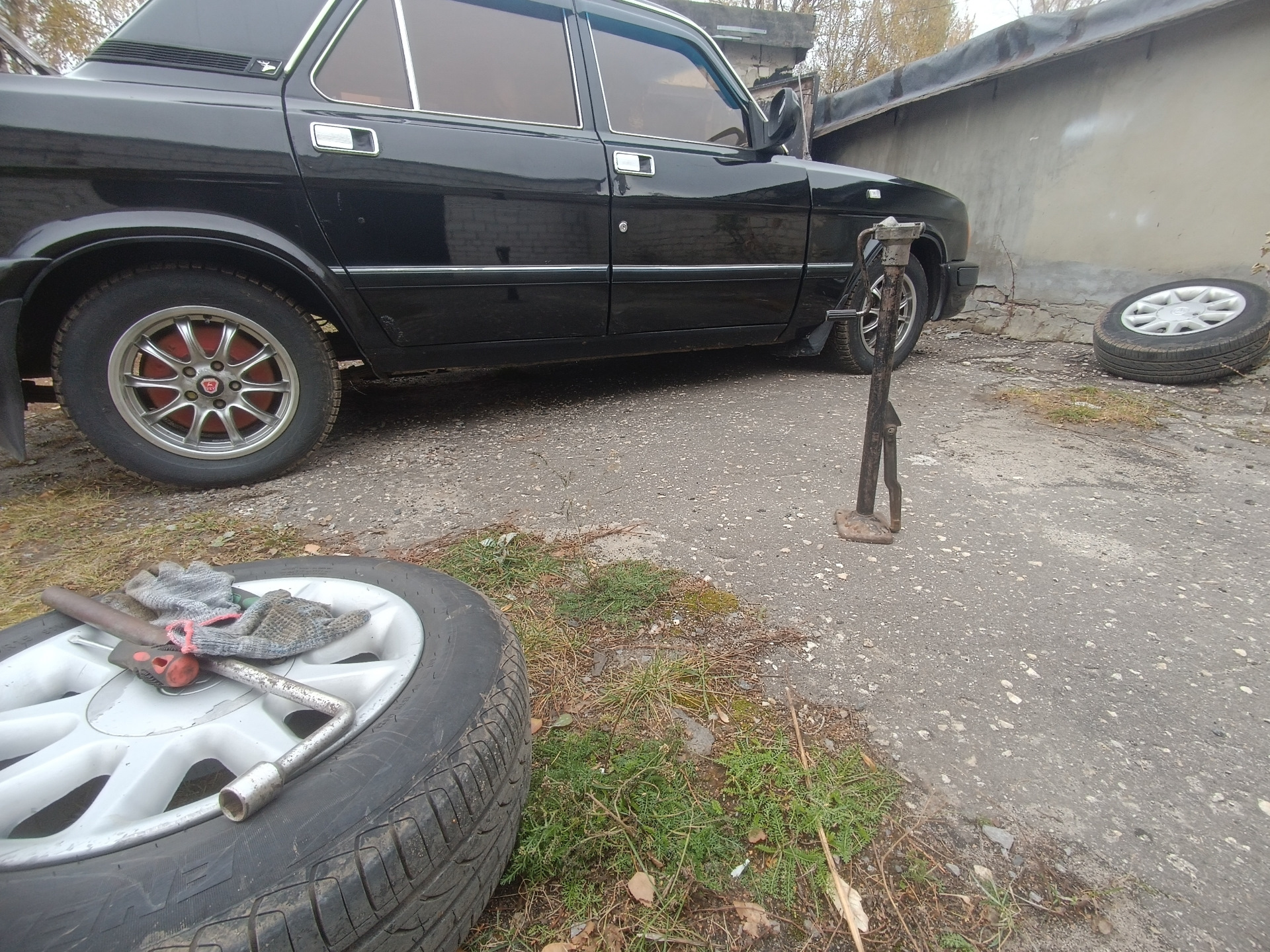 Переобувка! — ГАЗ 3110, 2,4 л, 1998 года | шины | DRIVE2