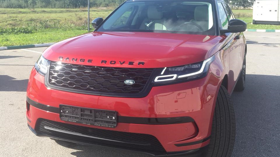 Land Rover Range Rover Velar 2.0 дизельный 2017 | VALERA цвета "клюква ...