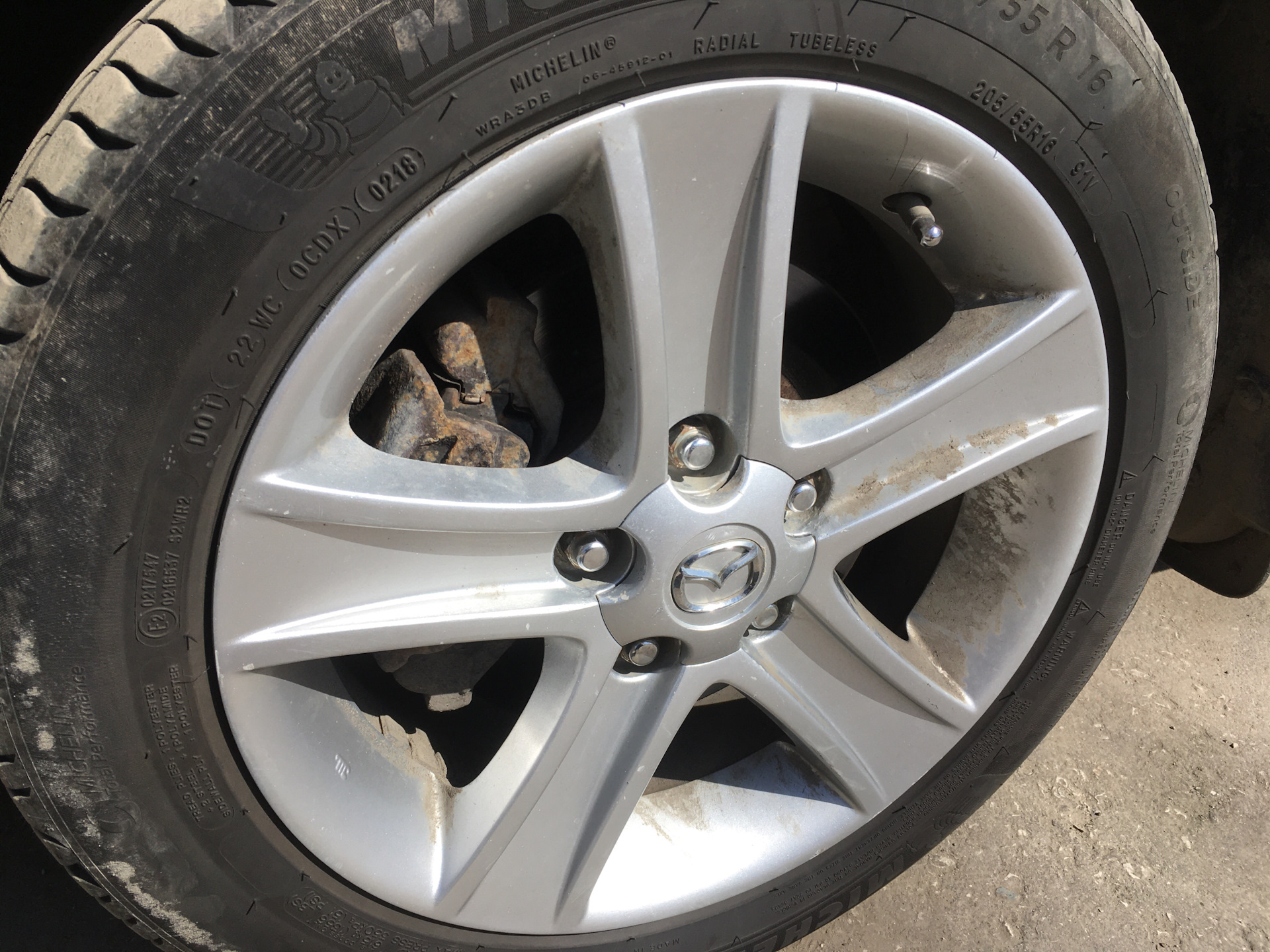 Тормозной суппорт. Первая поломка — Mazda 6 (1G) GG, 2,3 л, 2004 года ...