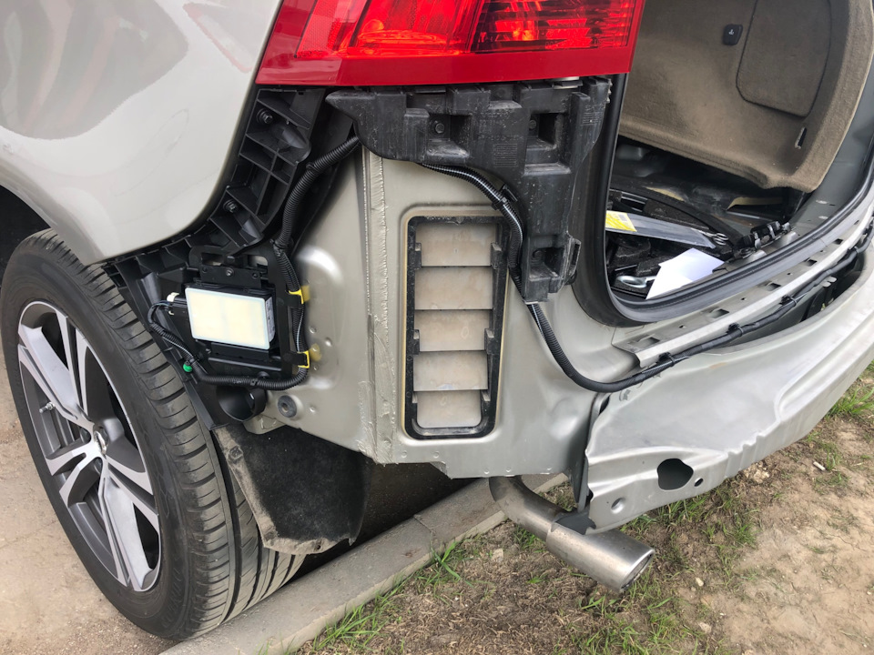 BLIS?! Заходи) — Volvo XC60 (1G), 2,4 л, 2011 года | тюнинг | DRIVE2