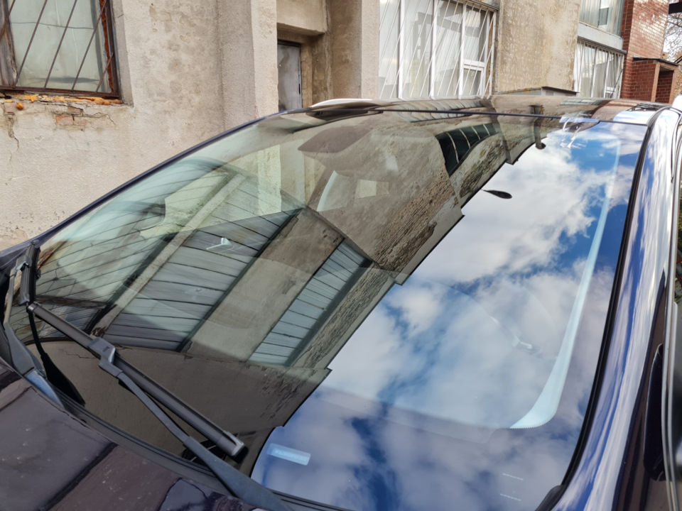 Замена лобового стекла — Peugeot 308 SW (2G), 1,6 л, 2015 года ...
