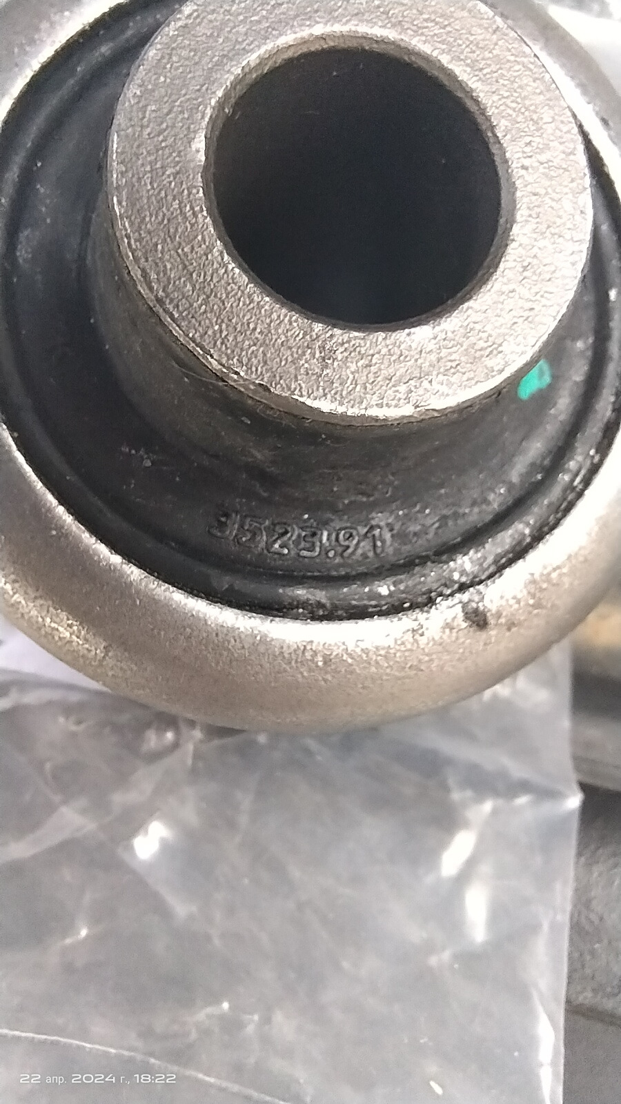 Покупка сайлентблоков 352391 и 352392 — Peugeot 408 (1G), 1,6 л, 2013 ...