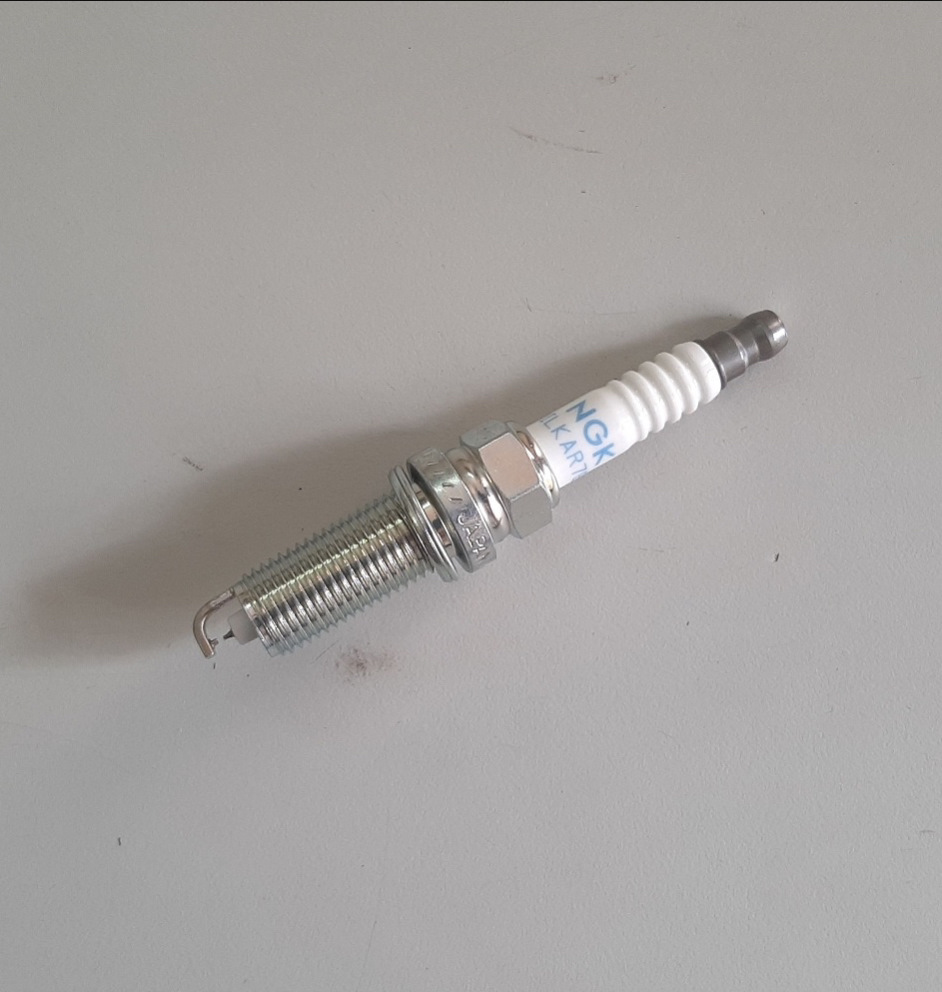 Дела свечные — Subaru Forester (SK), 2 л, 2021 года | запчасти | DRIVE2