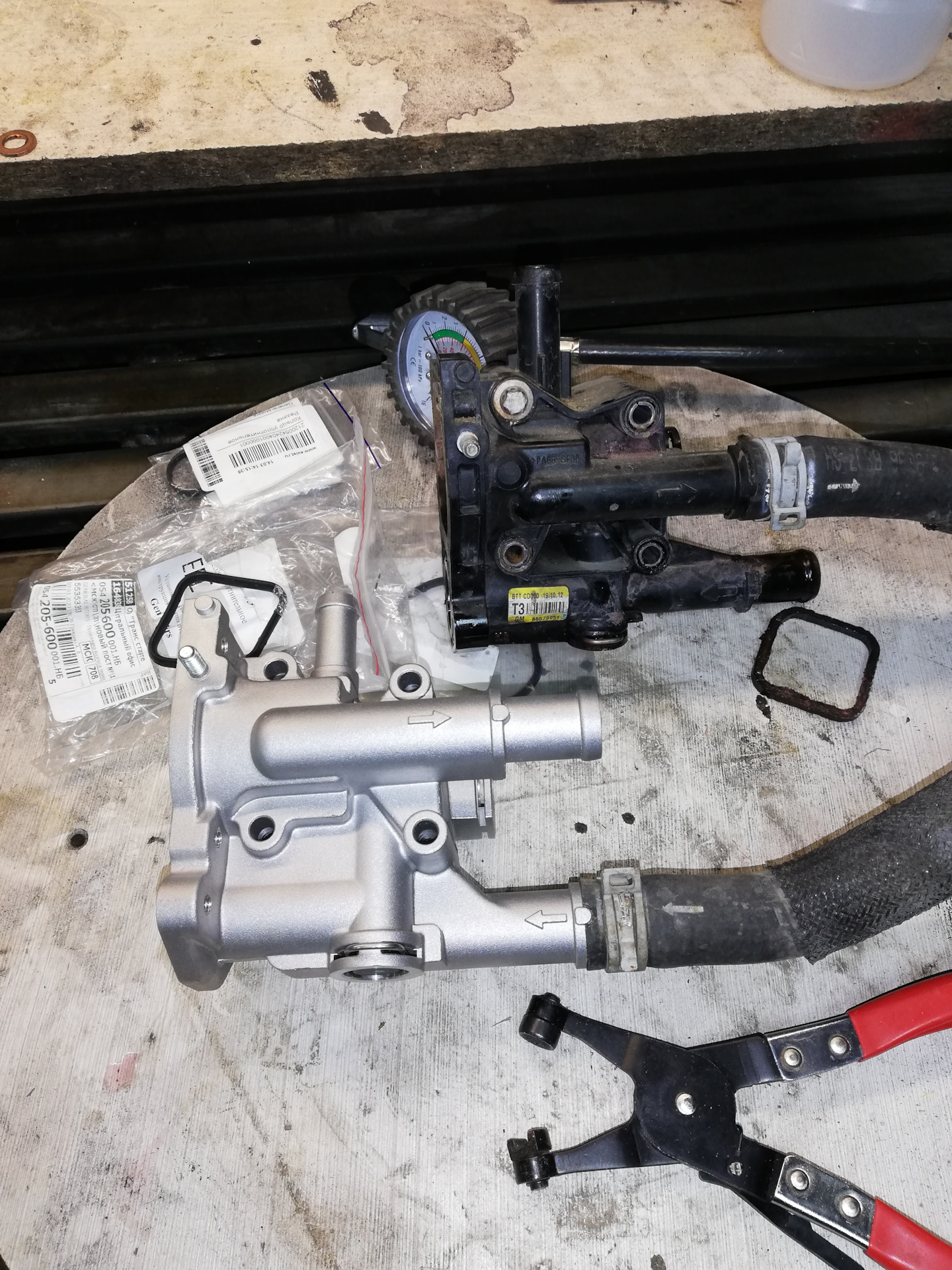 Замена корпуса термостата — Opel Mokka (1G), 1,8 л, 2012 года | своими ...